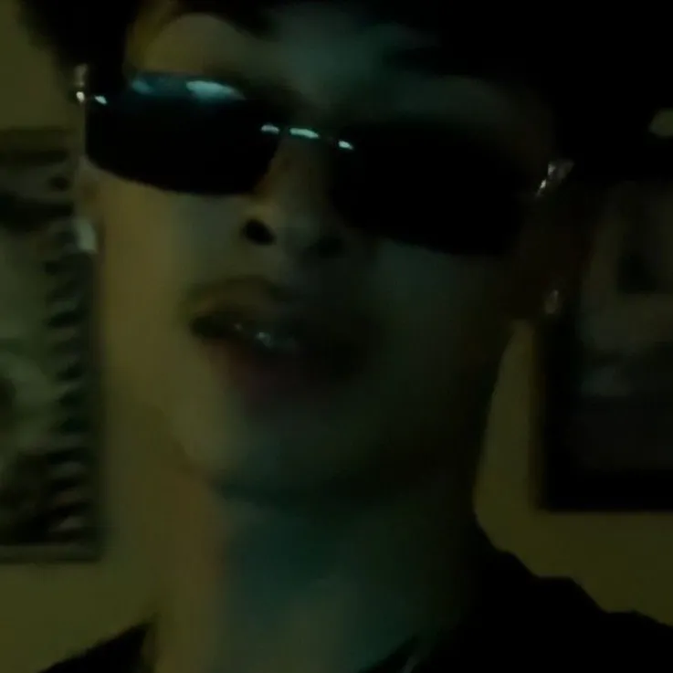 Chat with Alex Chino - text or voice, Enjoy AI Chat Free & Safe