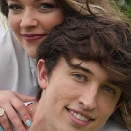 Talkie Profile Mav and Kenzie | Talkie AI