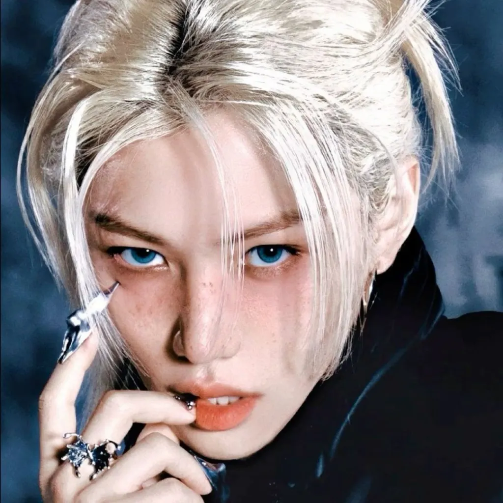 Chat with Felix - text or voice, Enjoy AI Chat Free & Safe