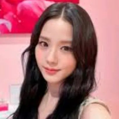 Creator Profile of Elsa from Frozen 2 - Create Your Own AI Characters ...