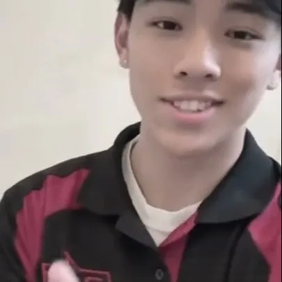 Chat with Jaden gee - text or voice, Enjoy AI Chat Free & Safe