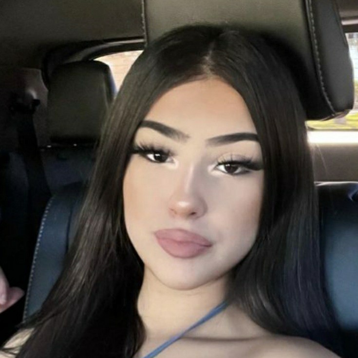 Creator Profile of Angel roberts - Create Your Own AI Characters ...