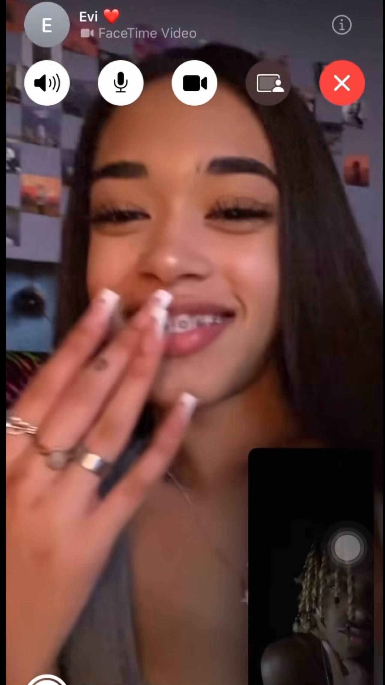 Chat with Evie 🎀 - Enjoy Free AI Character Voice Chat | Talkie AI