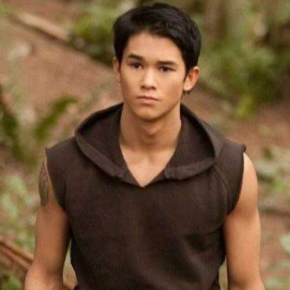 Chat with Seth - Enjoy Free AI Character Voice Chat | Talkie AI