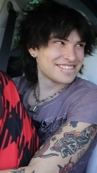 Chat with Jake webber - Enjoy Free AI Character Voice Chat | Talkie AI