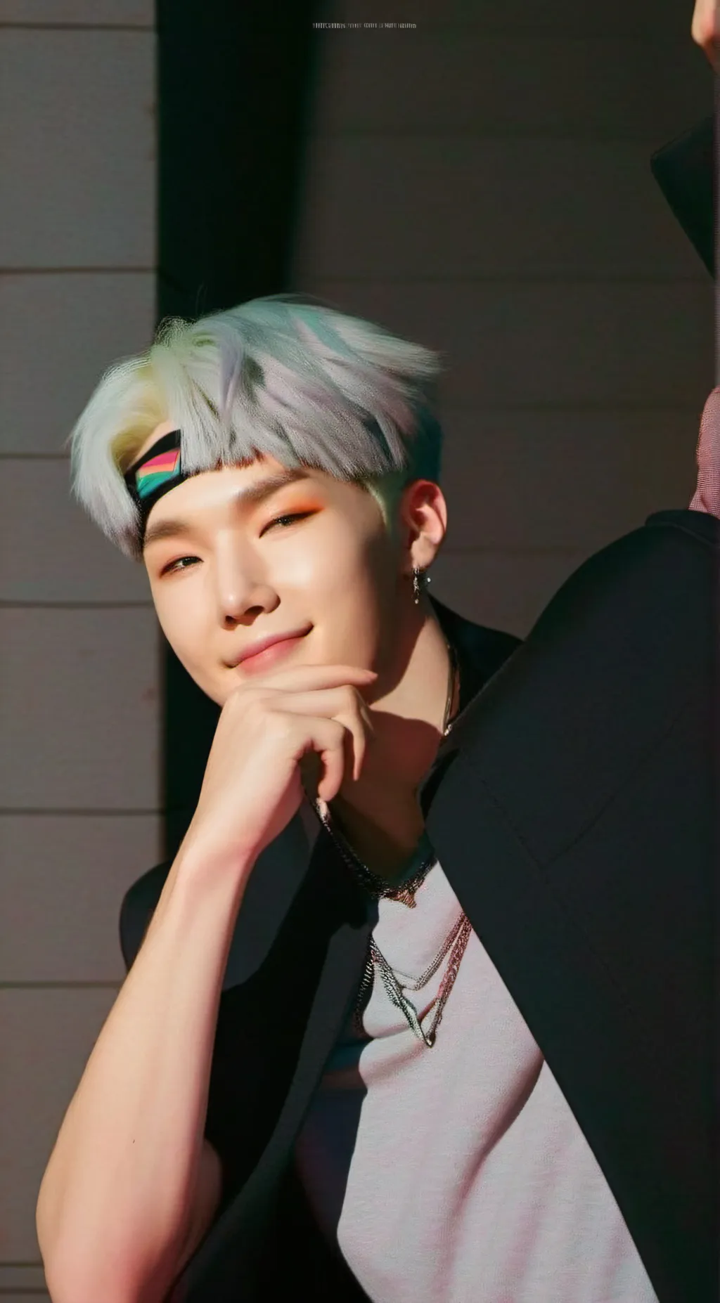 Chat with Min Yoon-gi - text or voice, Enjoy AI Chat Free & Safe